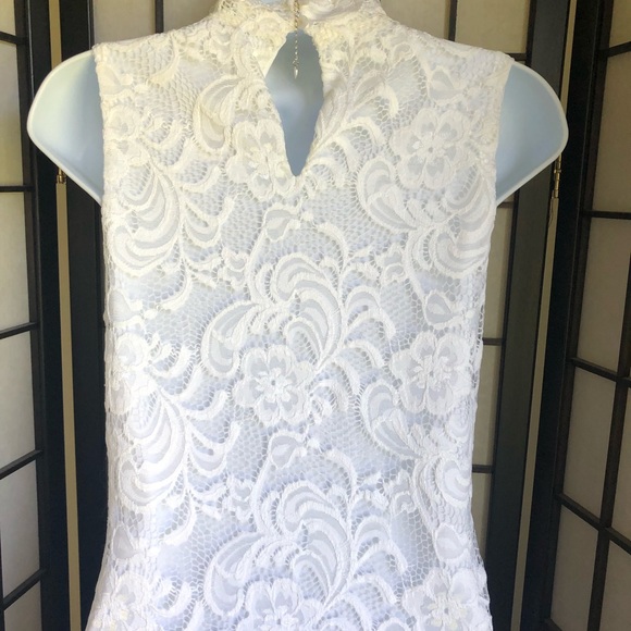 Dresses | Nwt Beautiful White Lace Fitted Dress | Poshmark